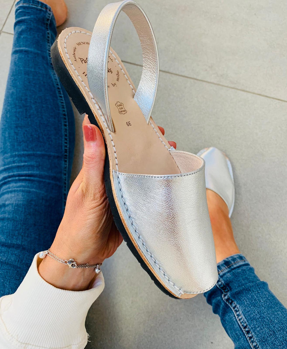 Silver metallic leather spanish menorcan avarcas sandals - Palmaira ...